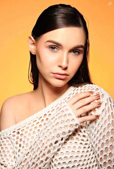Tayla Spier - Vivien’s Models