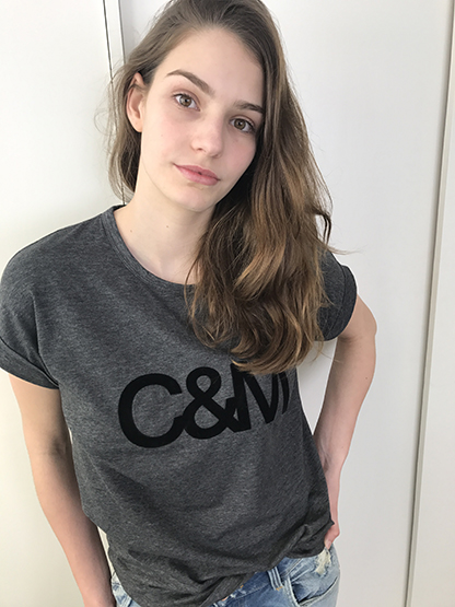 Holly W - Vivien’s Models