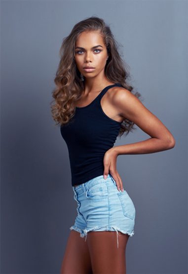Sarsha Chisholm - Vivien’s Models