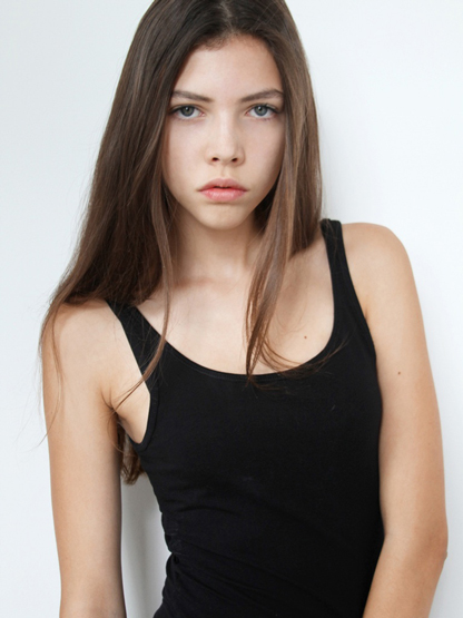 Lea Julian - Vivien’s Models